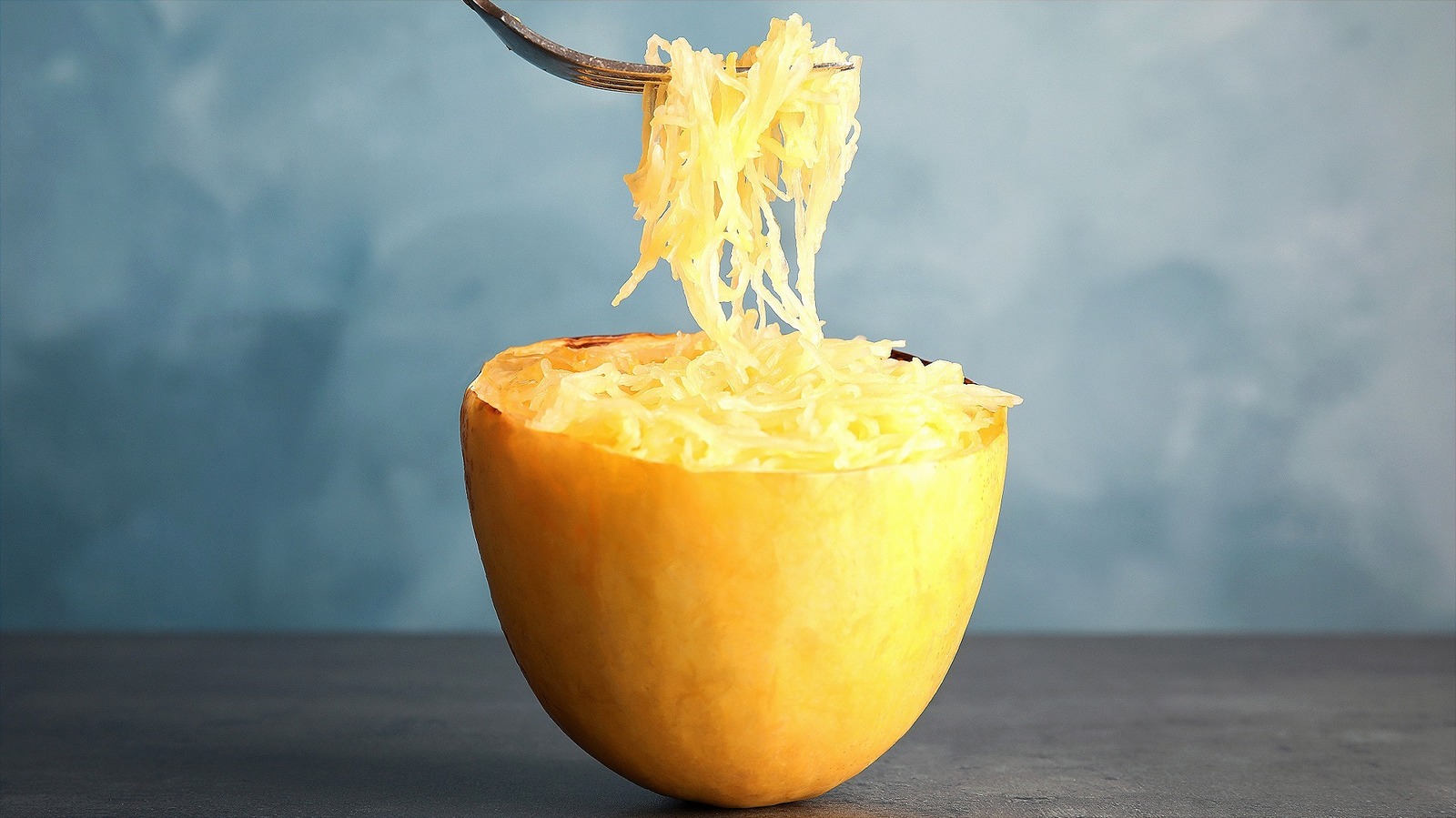 Start Cutting Your Spaghetti Squash Into Rings Before Cooking