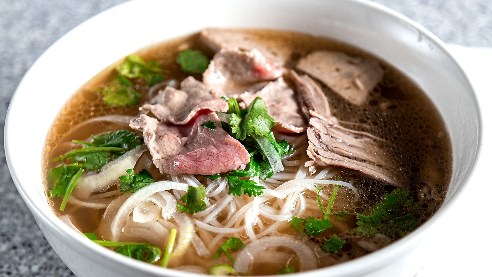 The Absolute Best Beef Cuts For Rich, Savory Pho