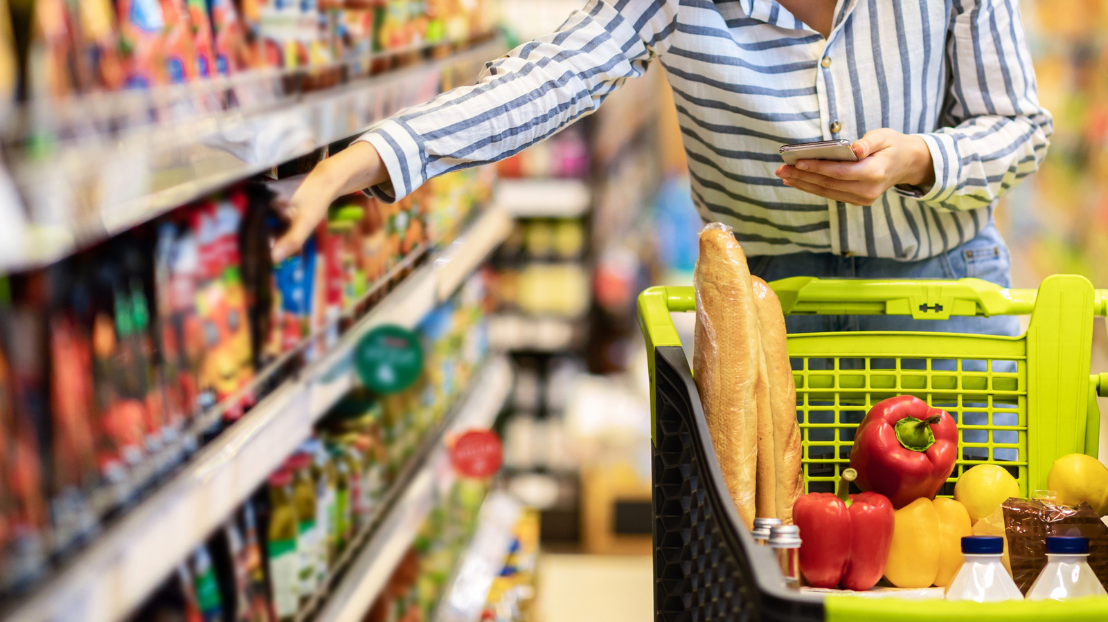 The Best Deals Are Hiding In Your Grocery Store's Weekly Flyer