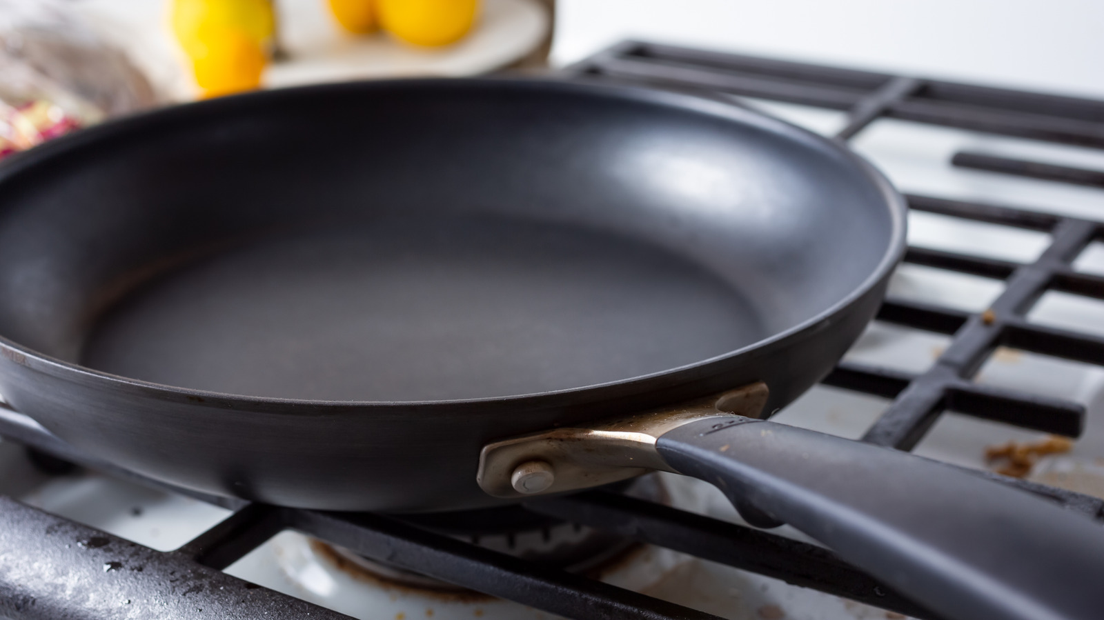 The Best Scrambled Eggs Start With A Cold Pan