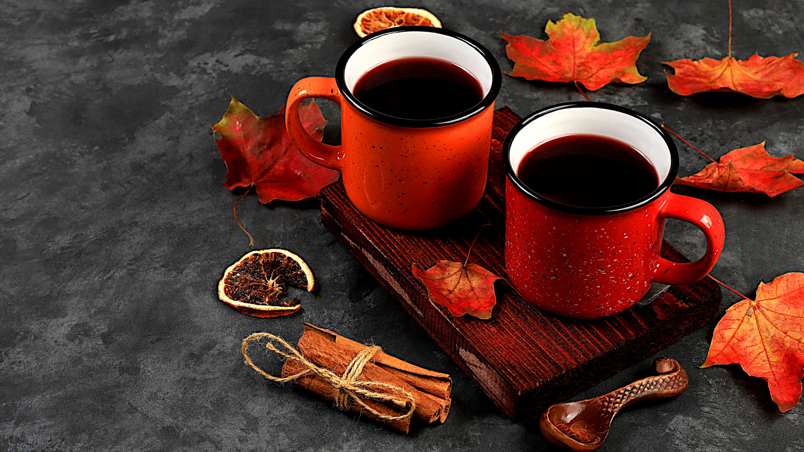 The Best Wine To Use When Making Mulled Wine