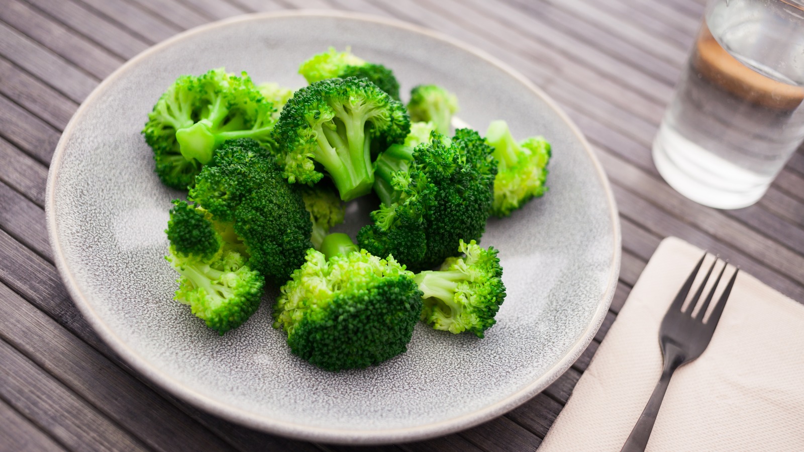 The Boiling Mistake That Causes Grey, Mushy Broccoli