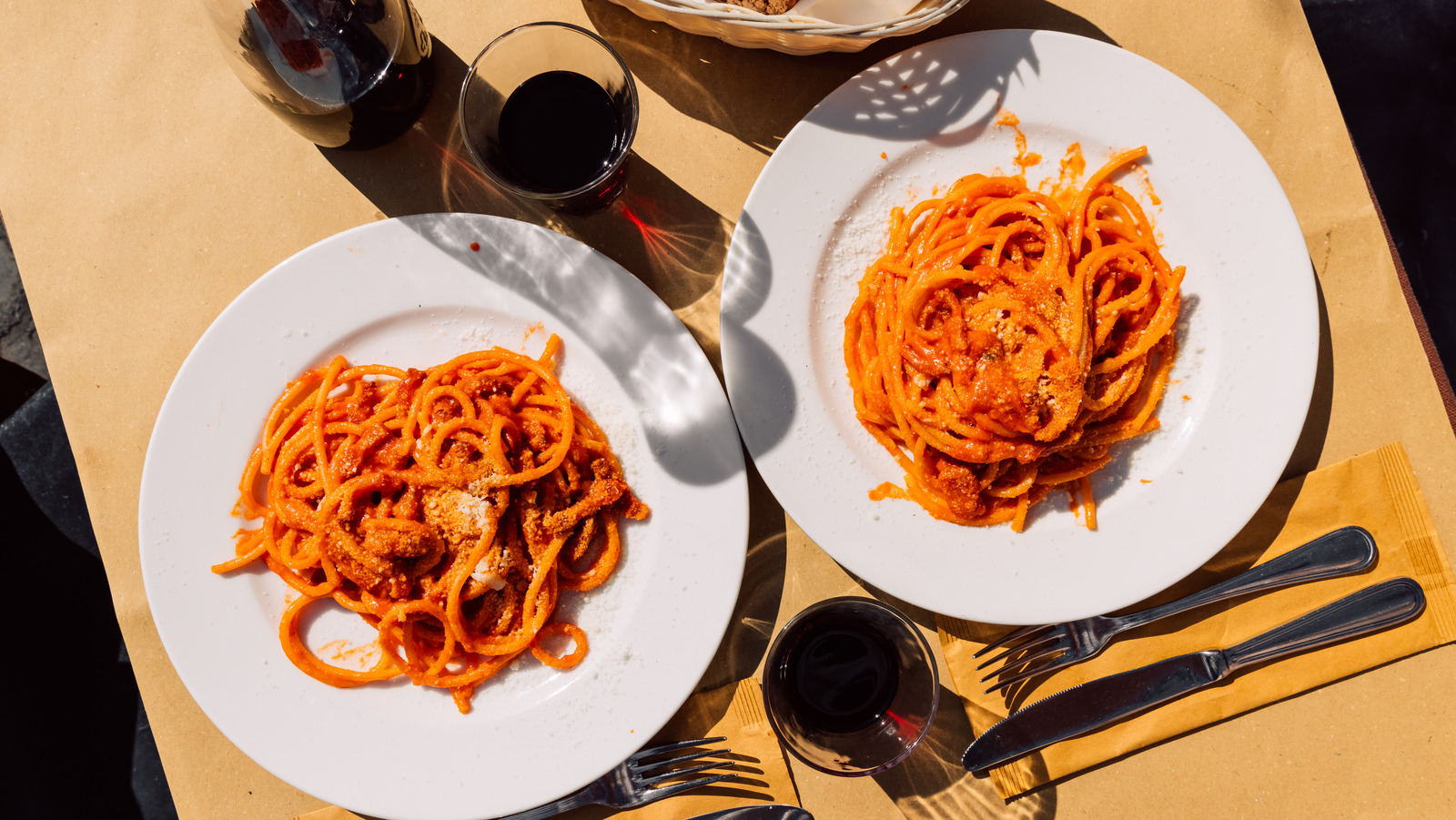 Why You Should Avoid Ordering Spaghetti And Meatballs At An Italian Restaurant