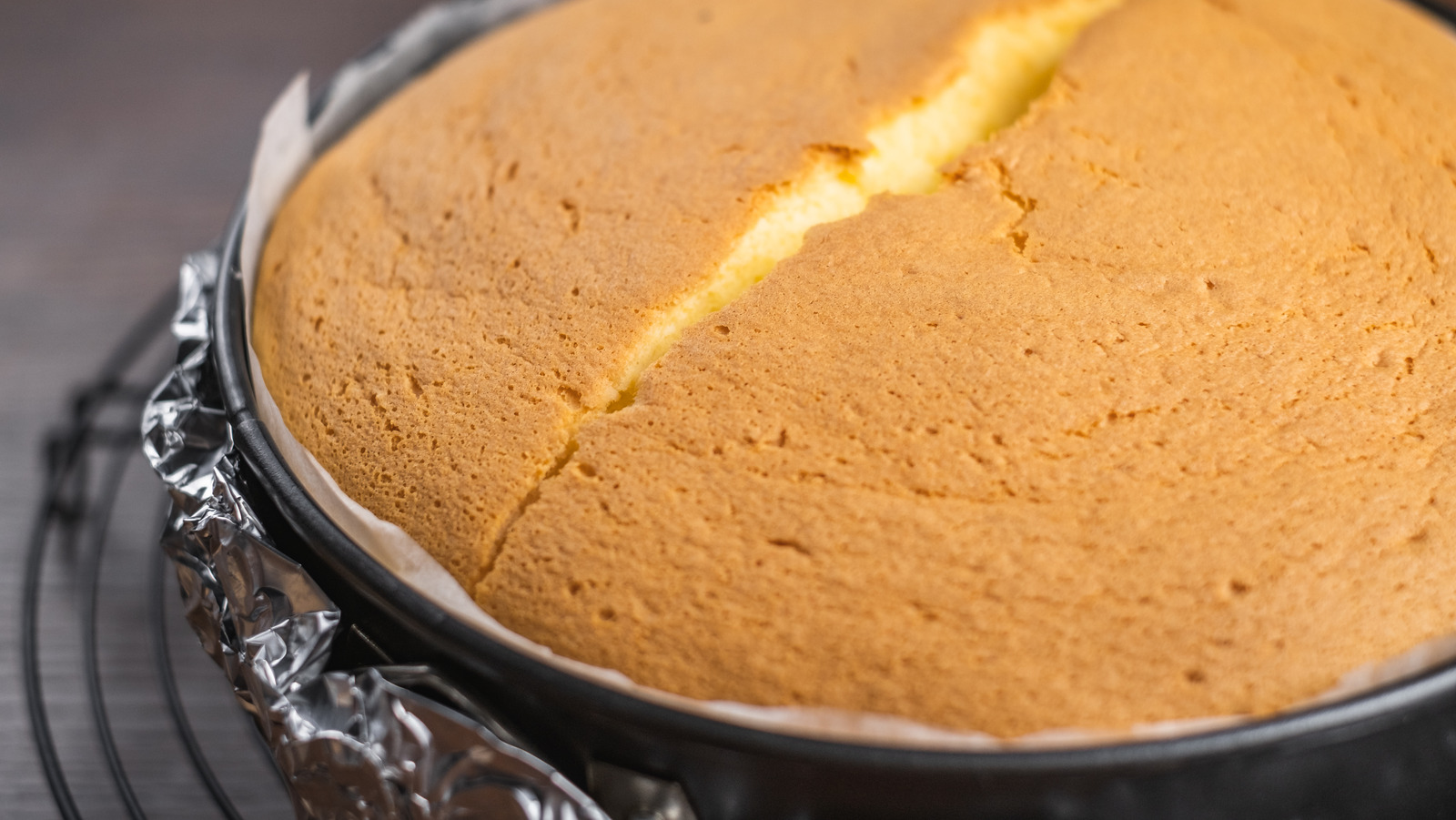 The Delicious Chocolate Trick That'll Fix Your Cracked Cheesecake