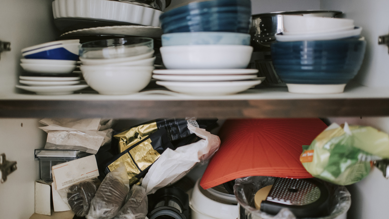 The Dollar Tree Bathroom Item That Organizes Messy, Overcrowded Kitchen ...