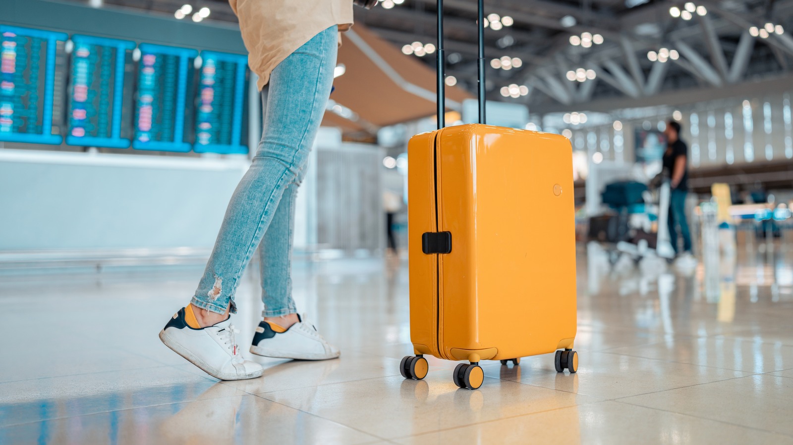 The Fast Food Hack To Consider Next Time You're At The Airport