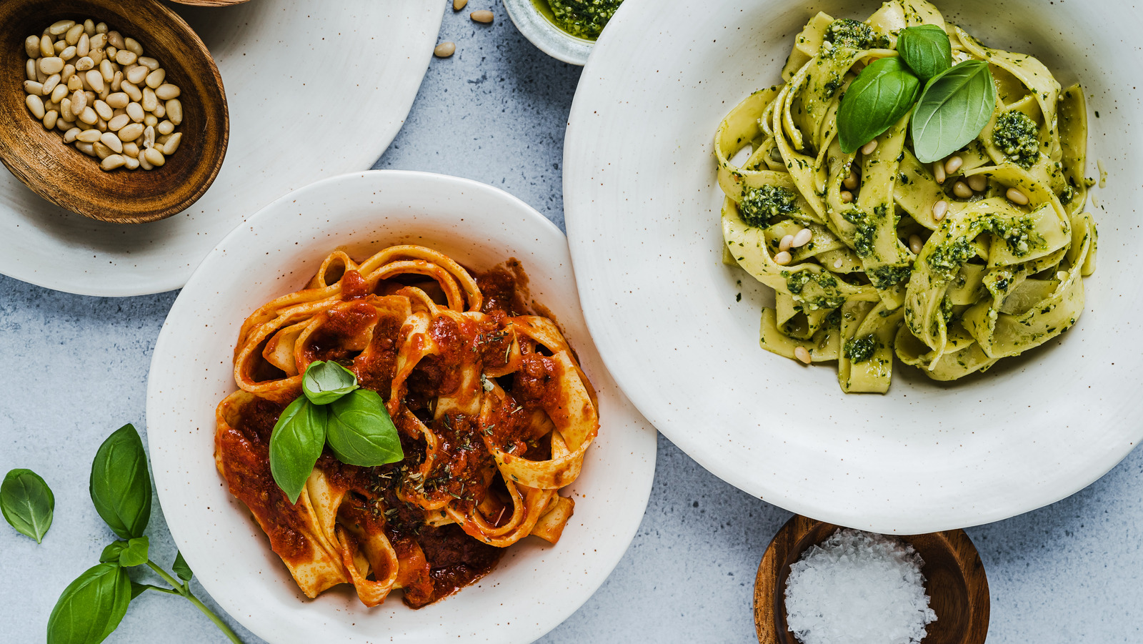 The Flaky Ingredient That Gives A Deep, Umami Kick To Pasta Dishes