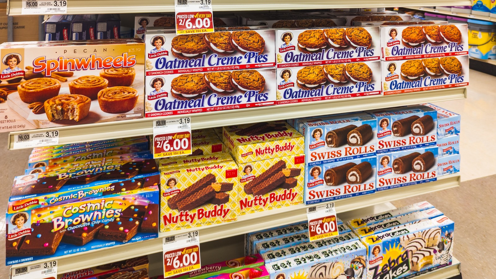 The Forgotten Little Debbie Peanut Butter Snack That Should've Been A ...