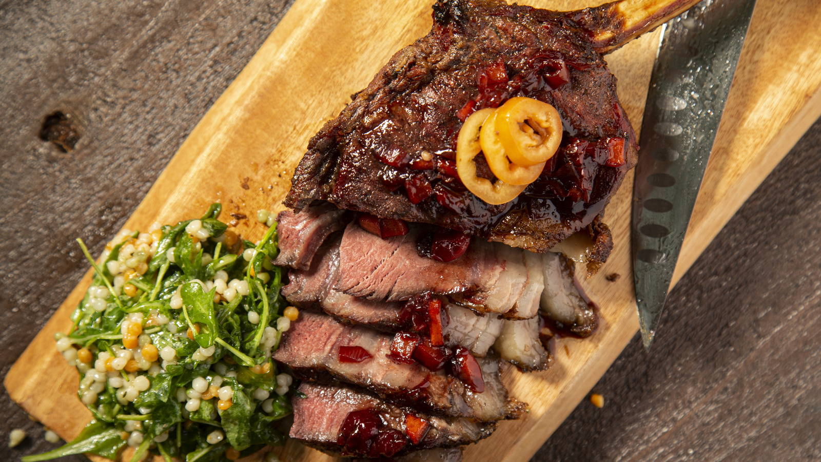 The Hefty Alternative To Beef Steak That's Jam Packed With Flavor