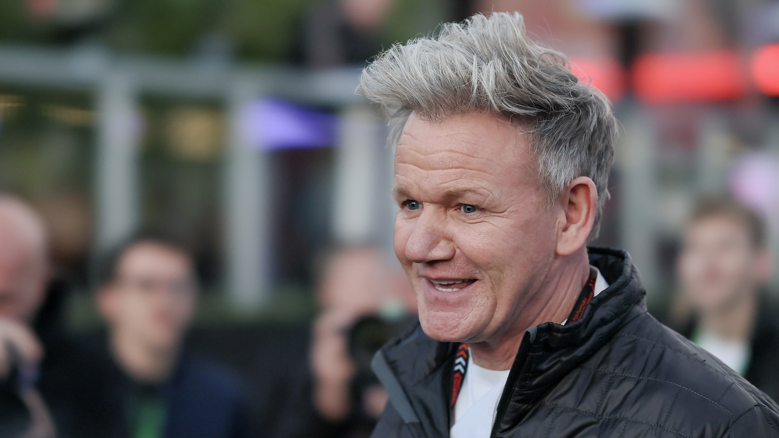 Gordon Ramsay Holds The World Record For Largest Beef Wellington