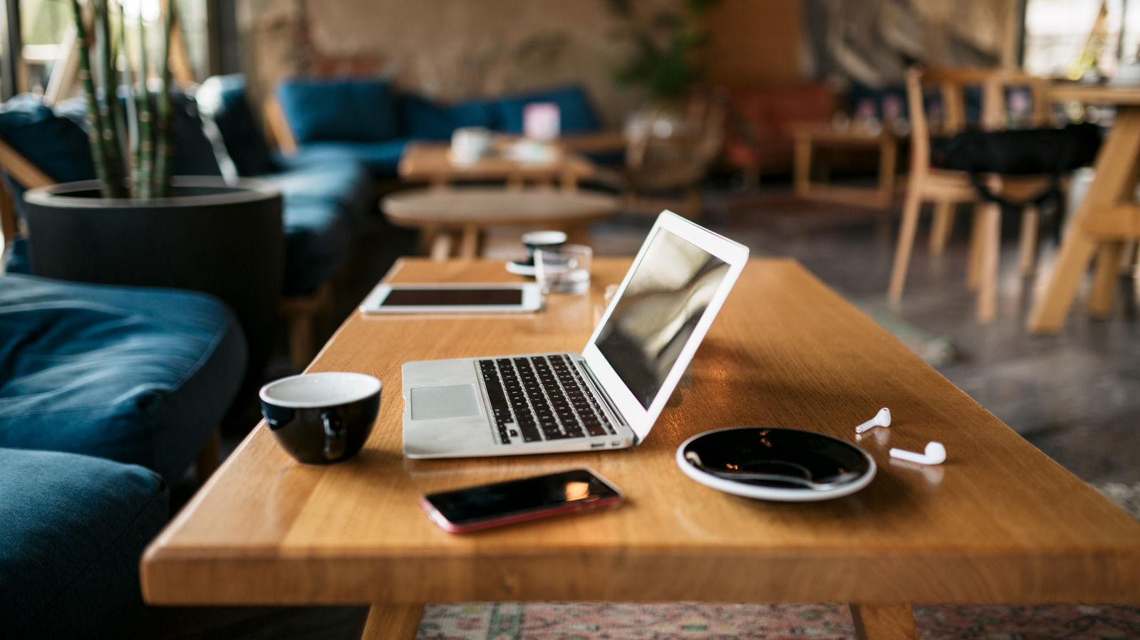The Iron-Clad Rule When Working From A Coffee Shop