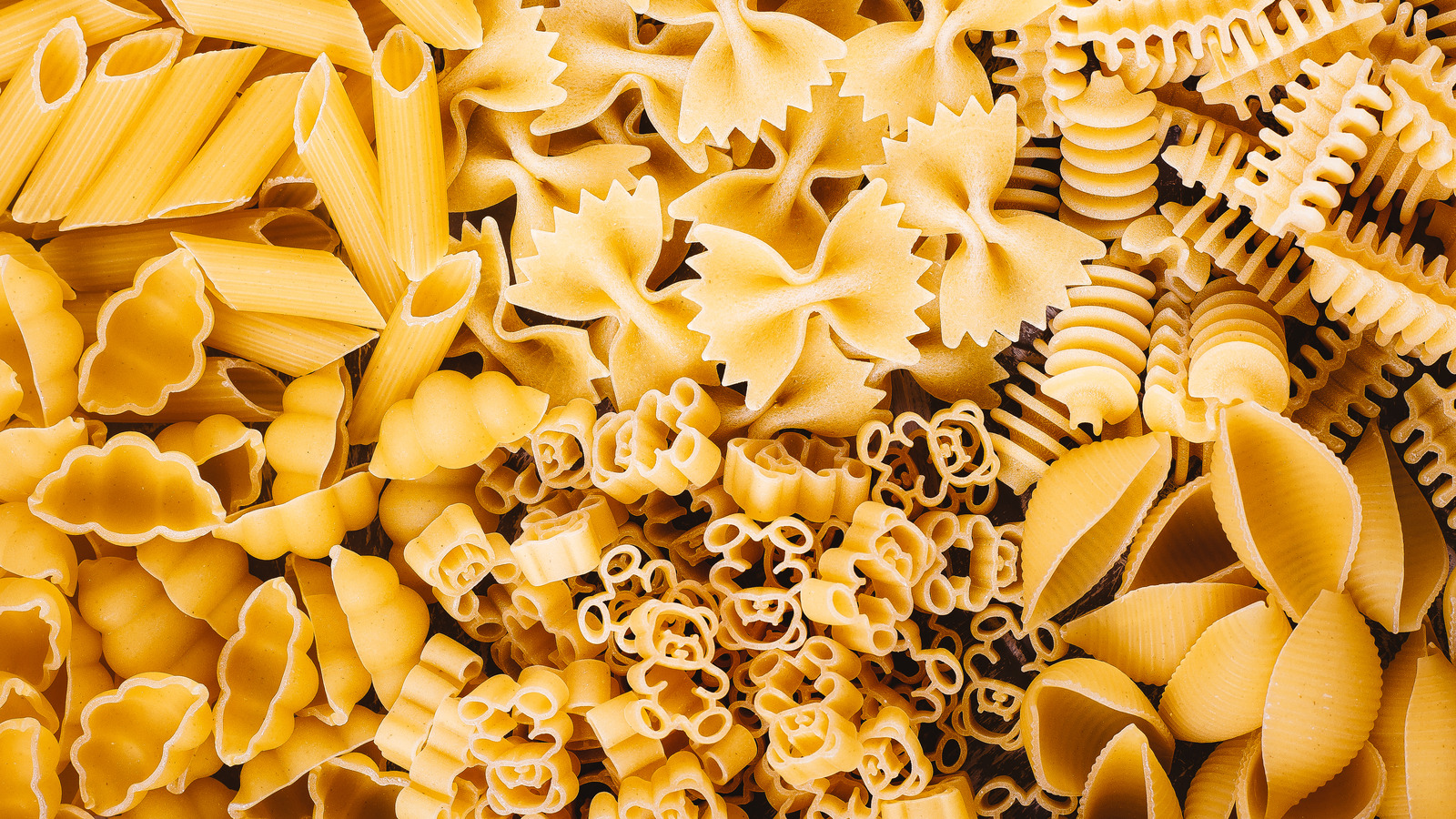 The Reason You Should Be Using Tagliolini Pasta For Butter-Based Sauces