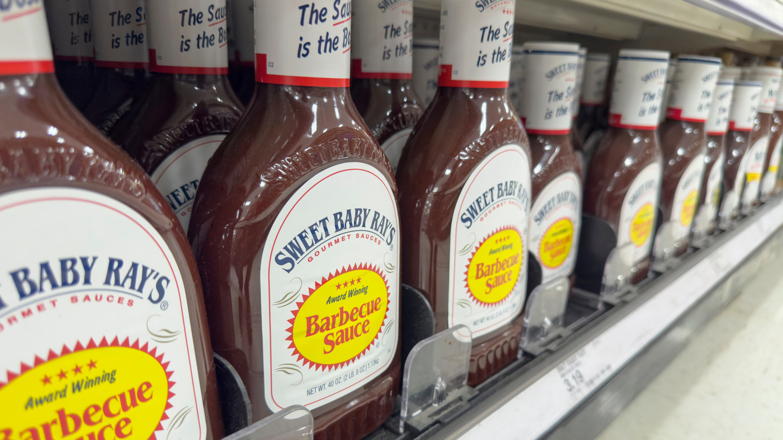 Sweet Baby Ray's Gets Its Spicy Flavor From Another Store-Bought Sauce