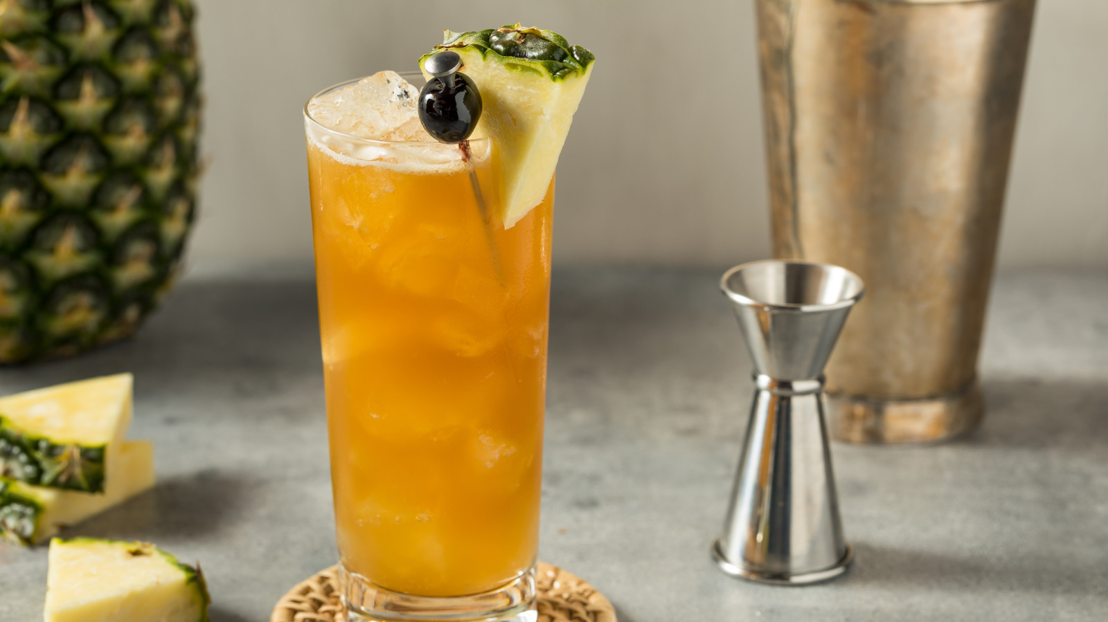 The Liqueur You Can't Overlook For Perfect Bahama Mama Cocktails