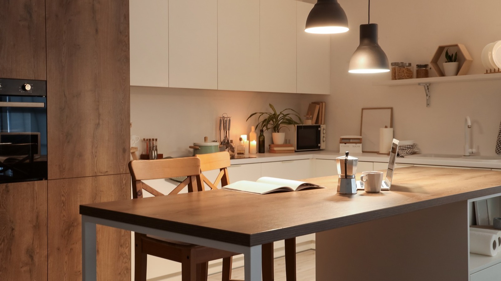 What Is Layer Lighting, And How Do You Incorporate It Into Your Kitchen?