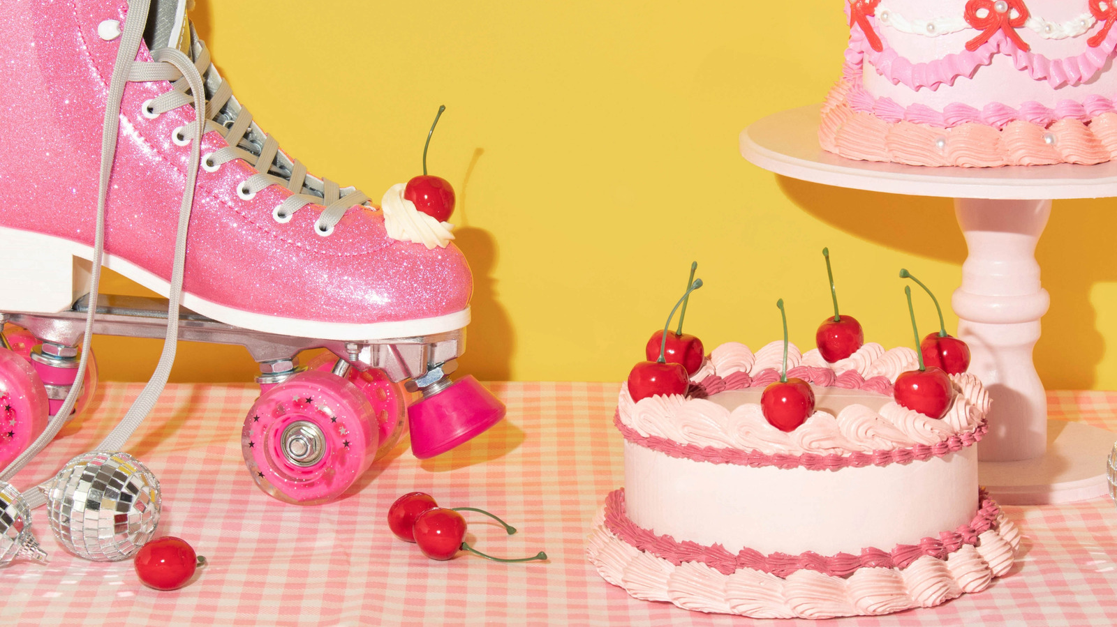 The Old School Cake From The '70s That Deserves A Major Comeback