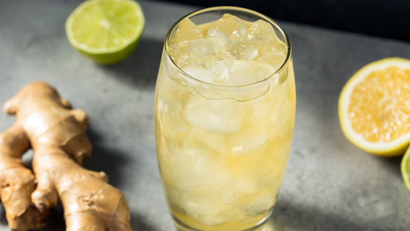 The Old-School Ginger Ale Brand That Burns In The Best Way Possible