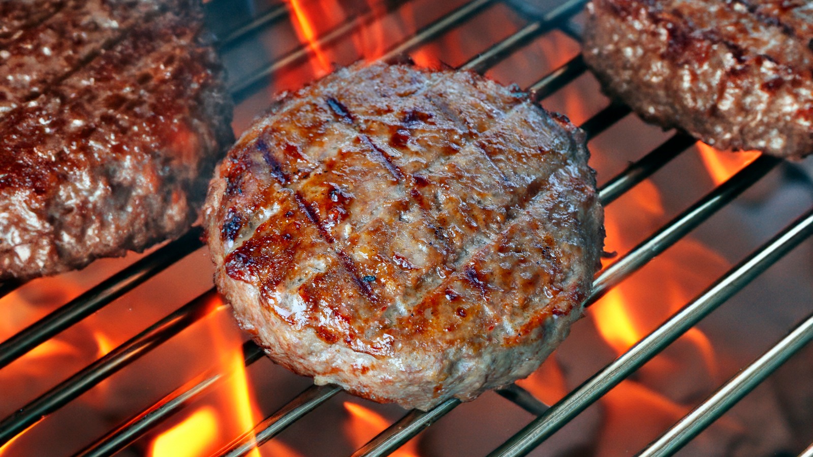 Here's What Caused Your Tough Burger And How To Fix It Next Time