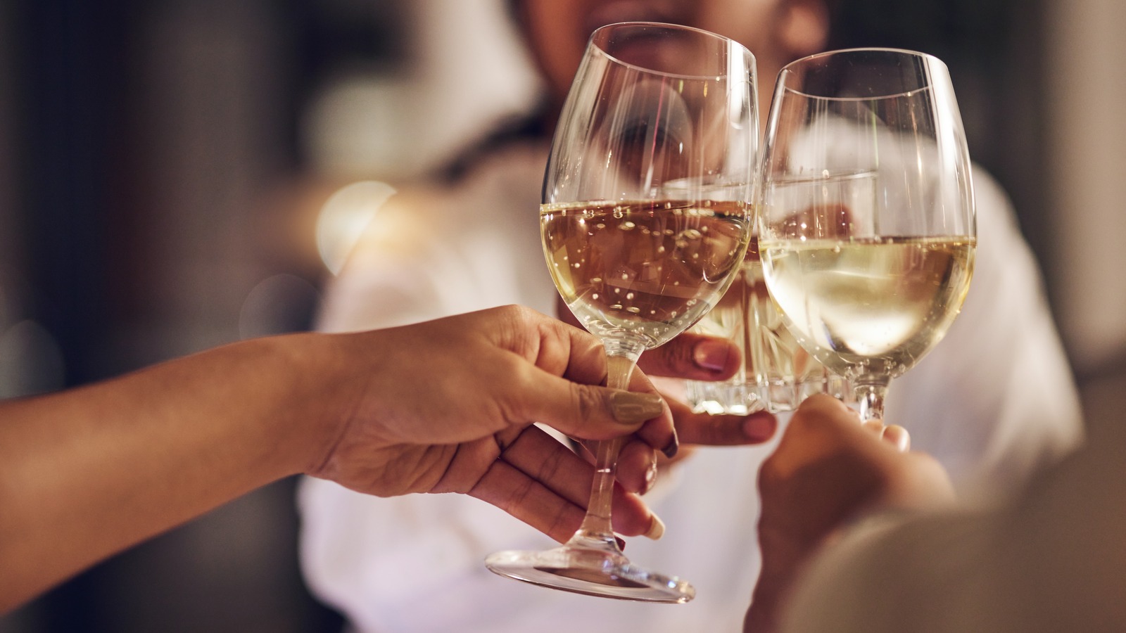 The Perfect Dishes To Pair With Moscato According To An Expert