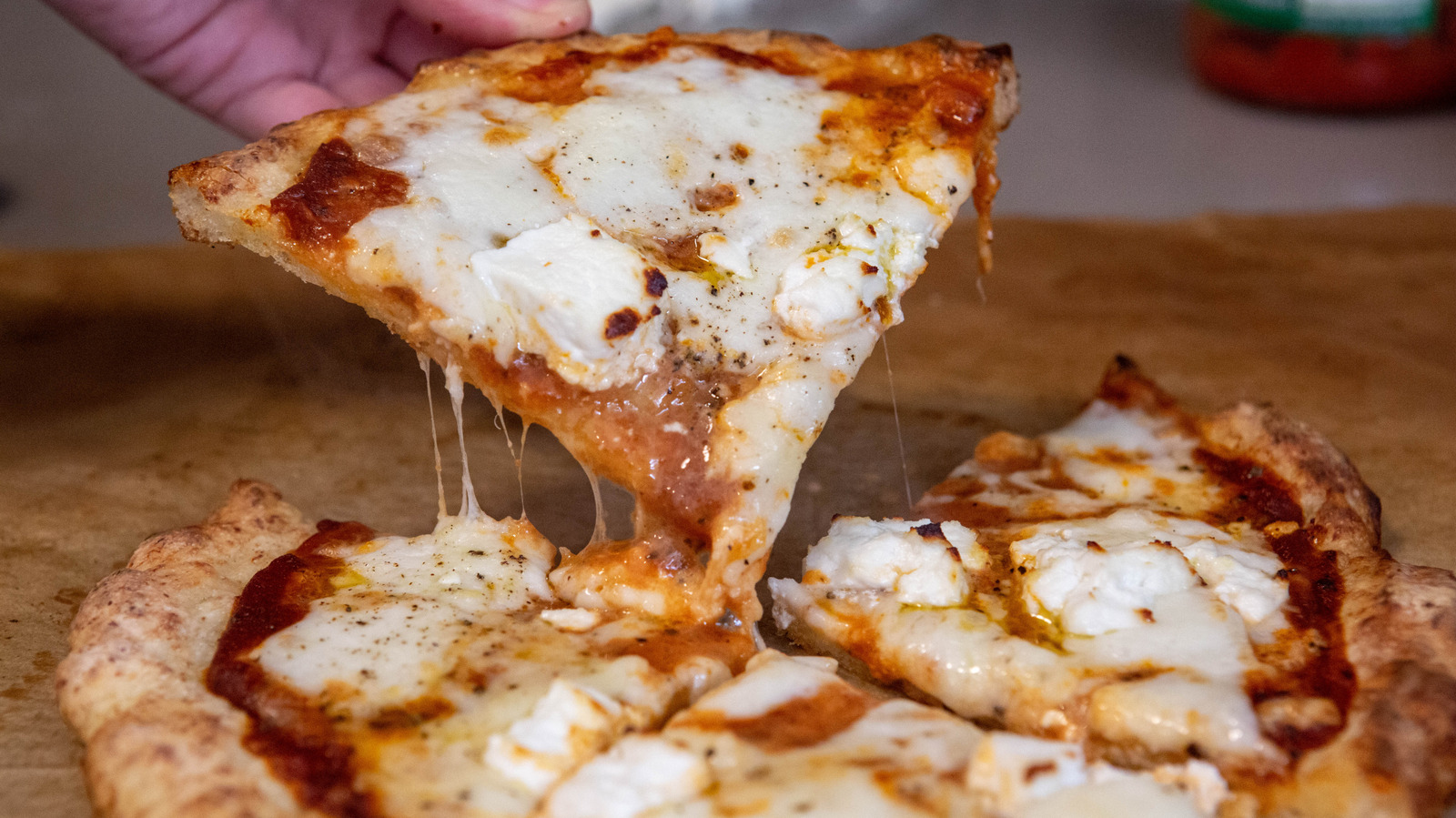 The Pizza Hut Crust Style We're Sad To Say Is The Worst Of The Worst