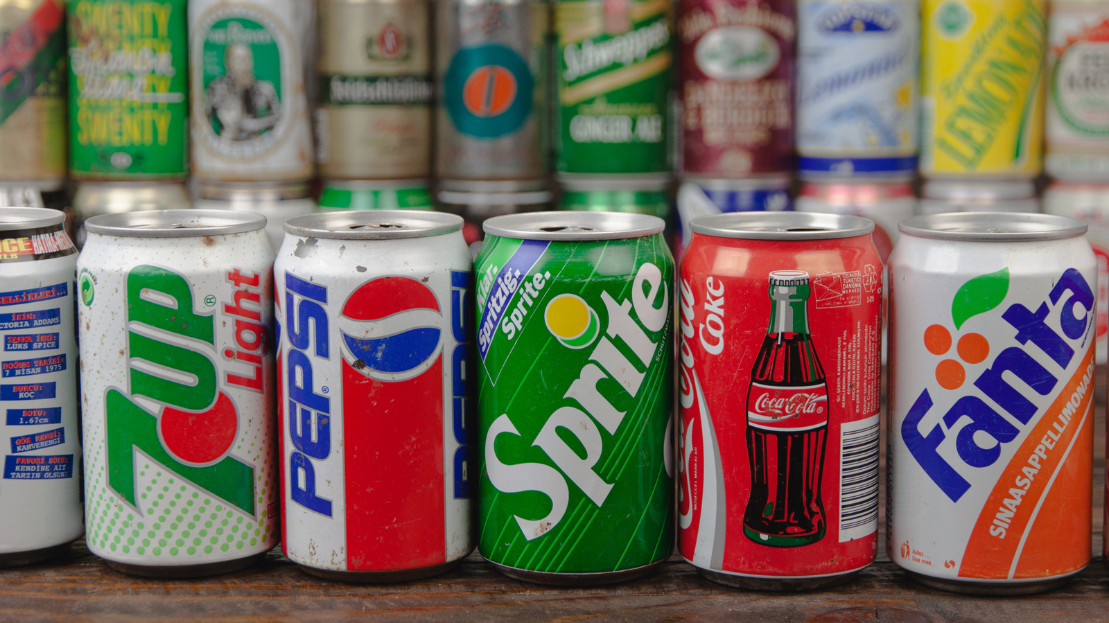 The Rise And Fall Of This Old School Soda Proves The '90s Was The ...