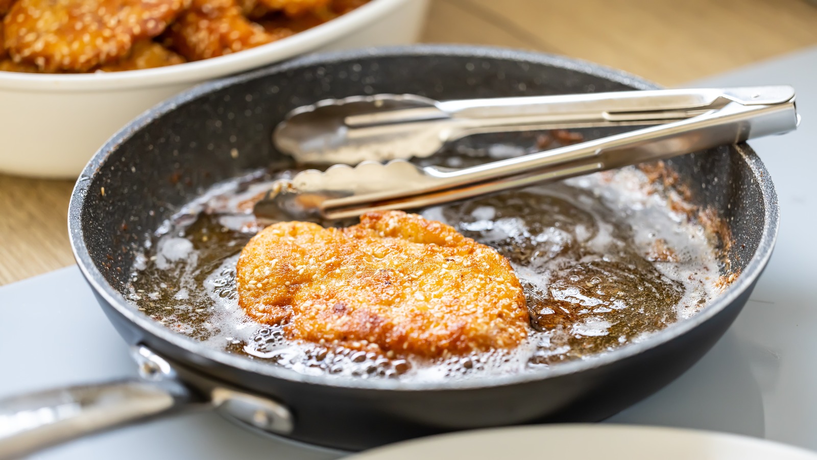 Effortlessly Clean Up Frying Oil With Cornstarch