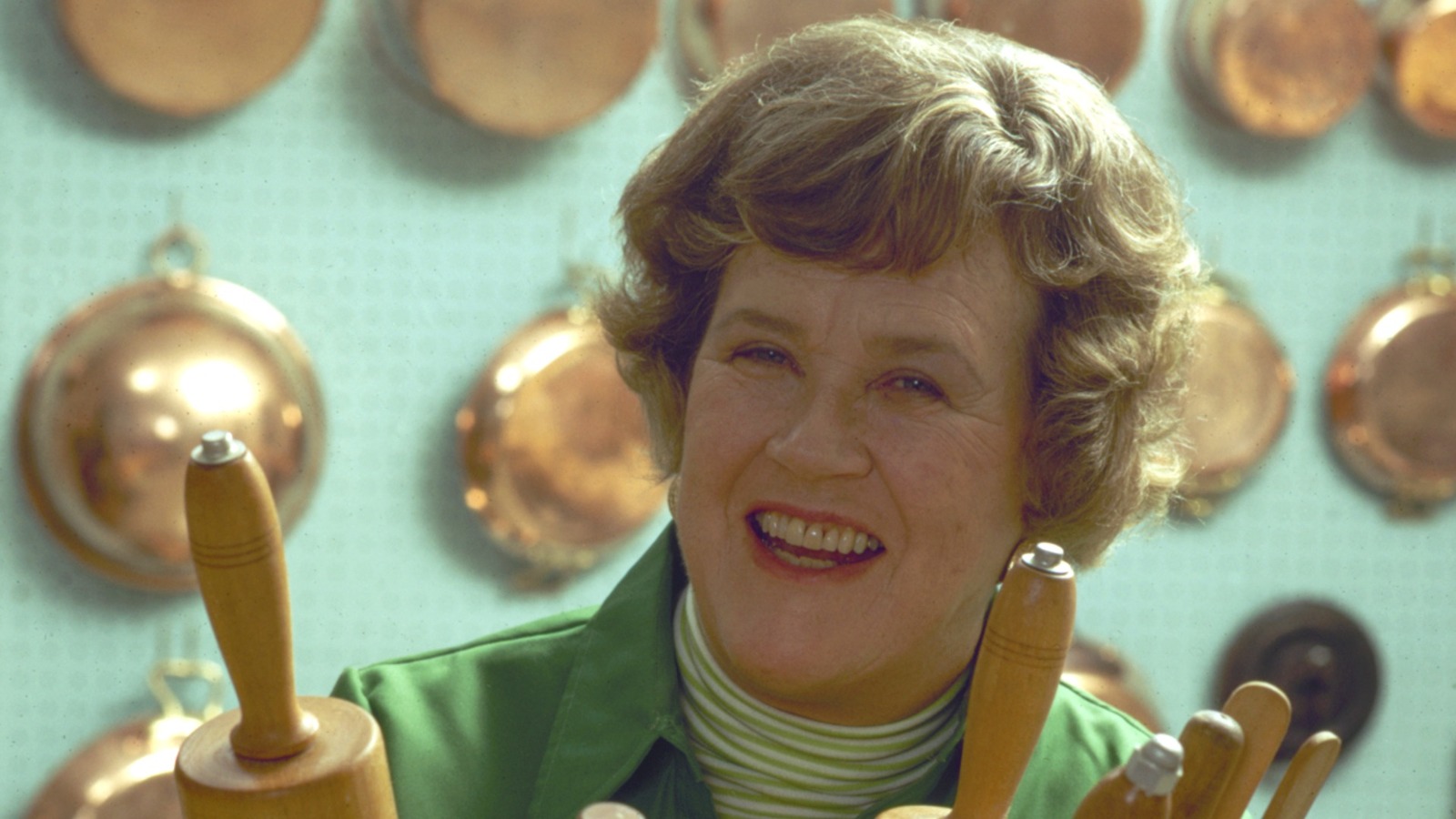 The Signature Snack Julia Child Always Served Before Thanksgiving Dinner