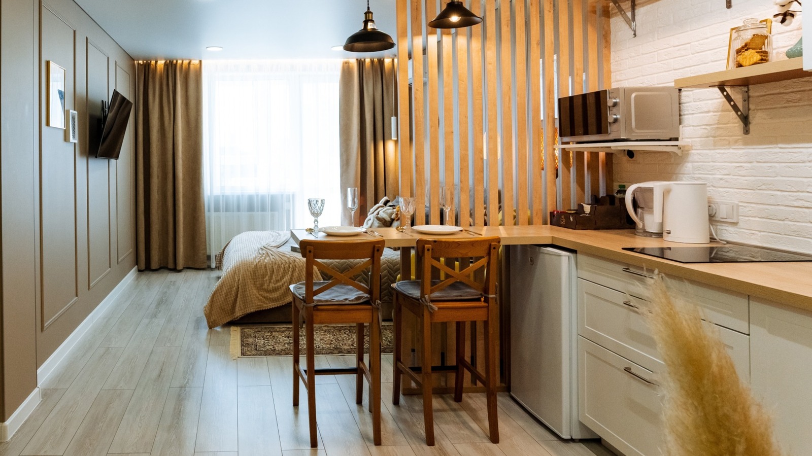 The Sleek And Affordable Counter Cooktop That's Perfect For Small ...