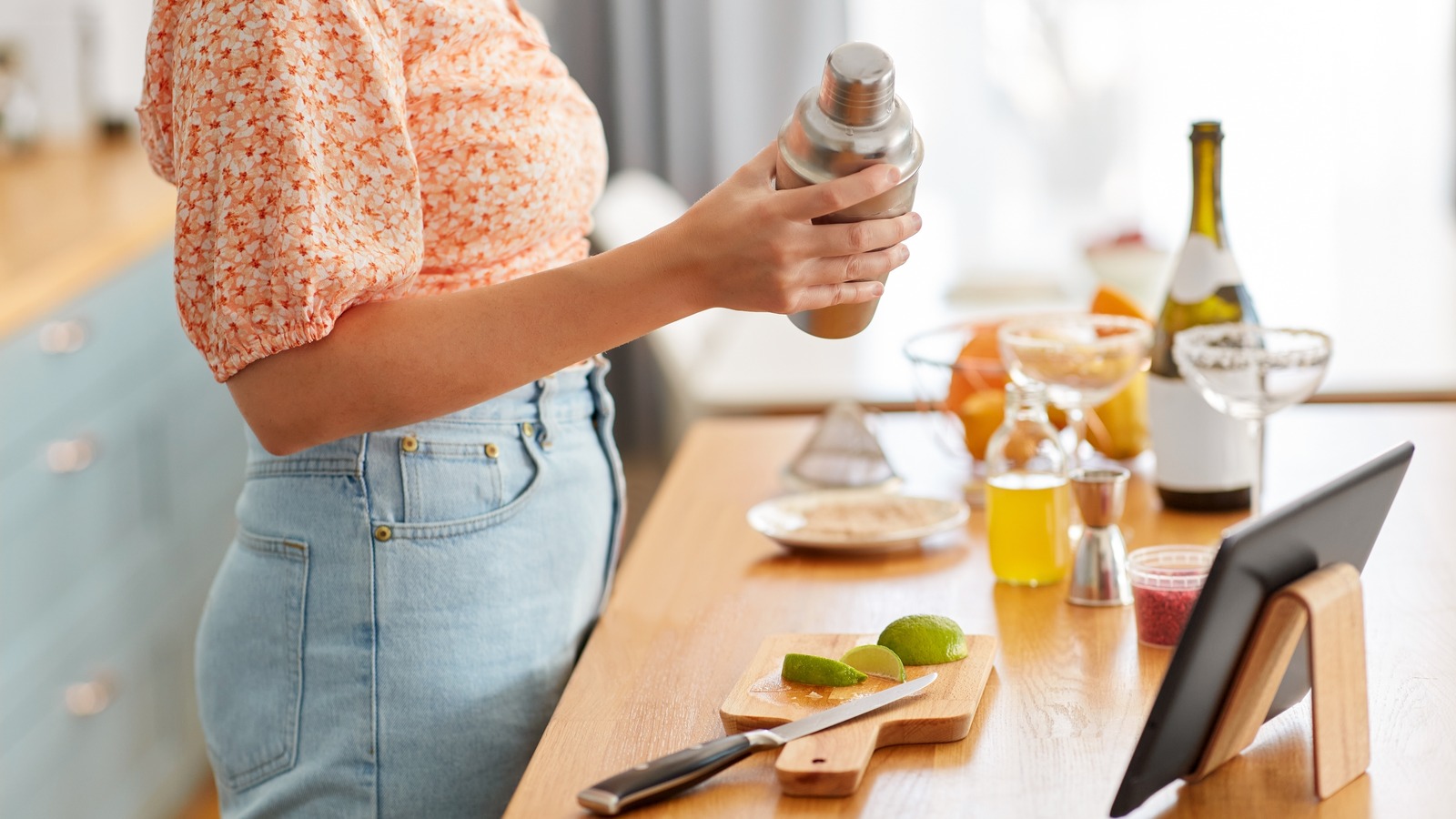 Double Straining Your Cocktails Can Make Them Taste Better