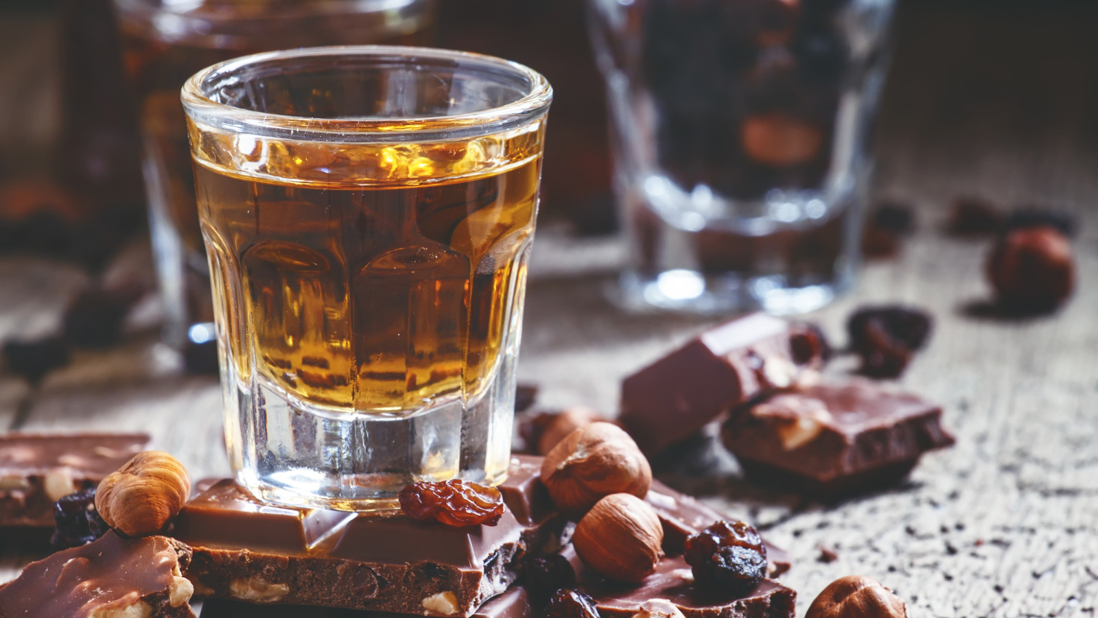 The Ultimate Mistake You Need To Avoid When Pairing Chocolate With Rum