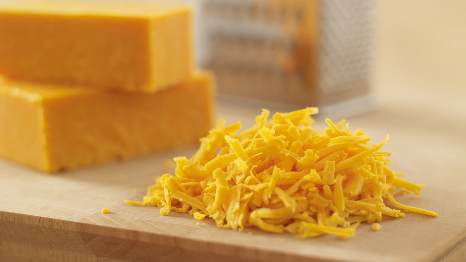 A Little Cornstarch Can Save Clumpy Shredded Cheese
