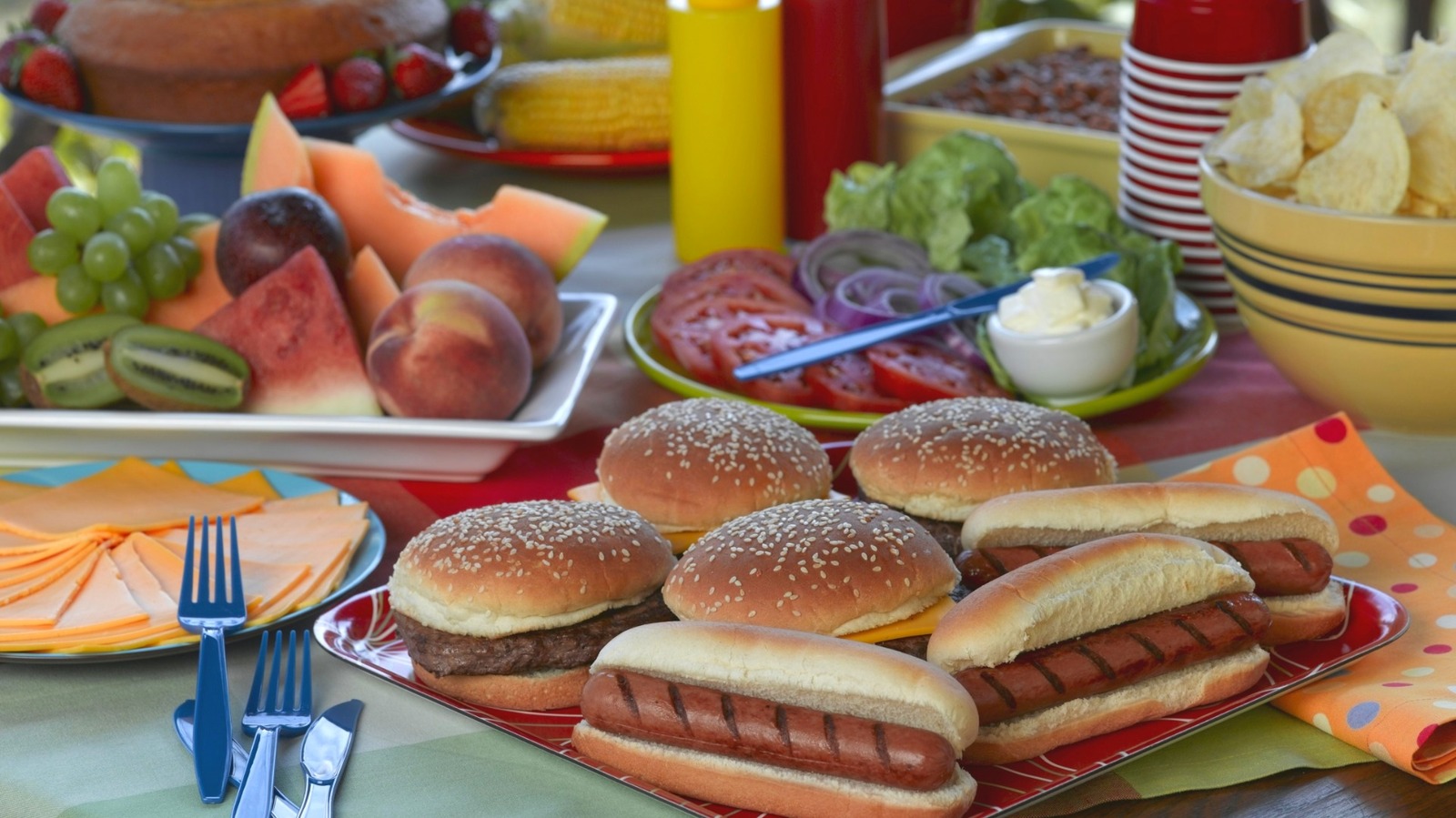 The Vintage-Inspired Appliance That Makes Summer Cookouts Way More Fun