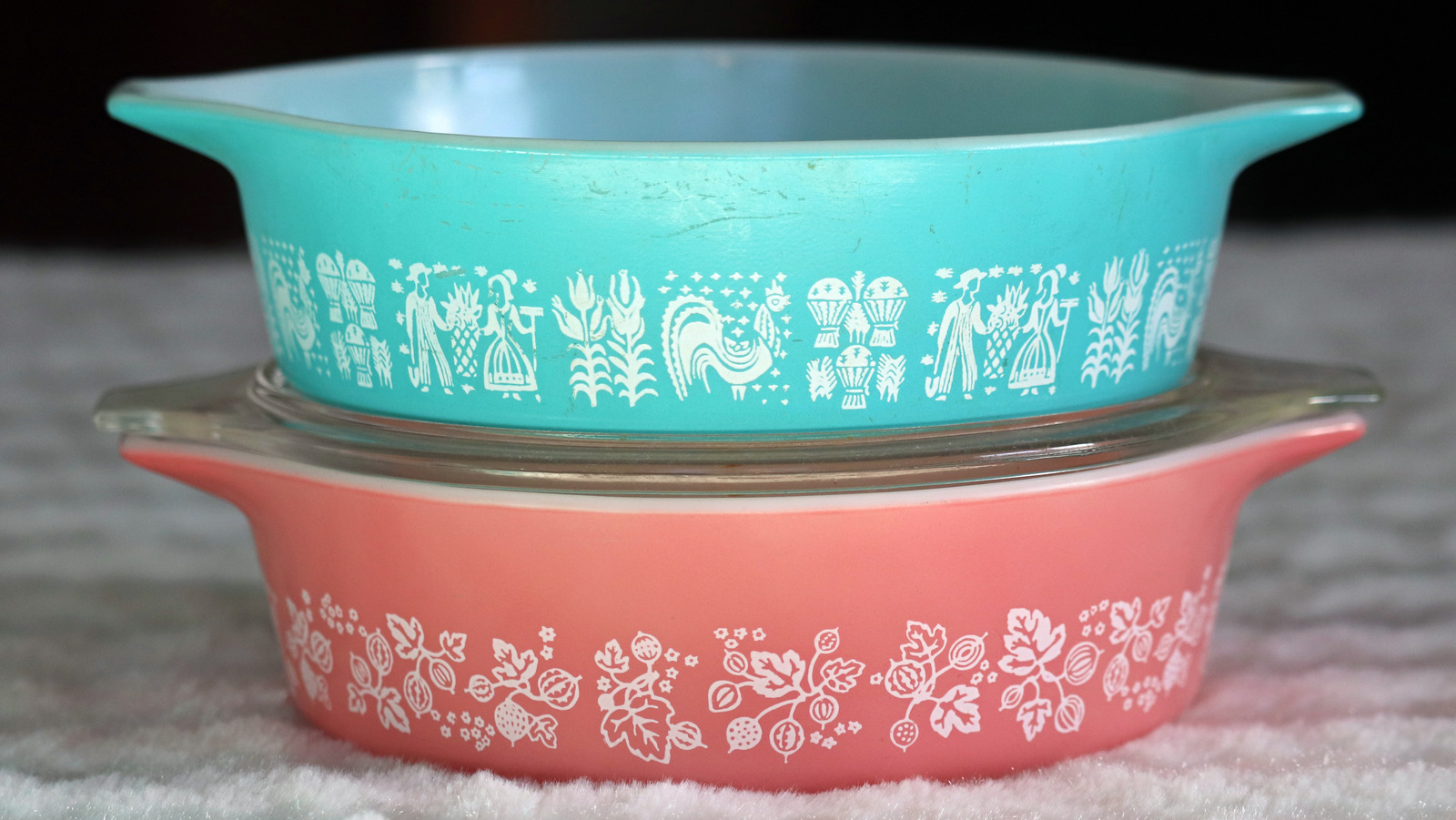 The Vintage Pyrex Dishes That Should Make A Comeback