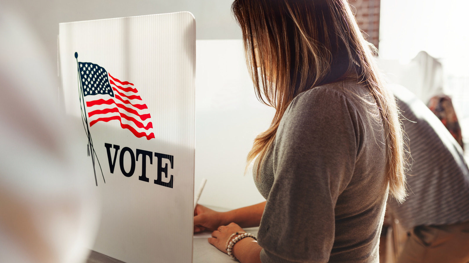 The Vintage Spiced Cake That Early Voters Got As A Reward For Showing Up