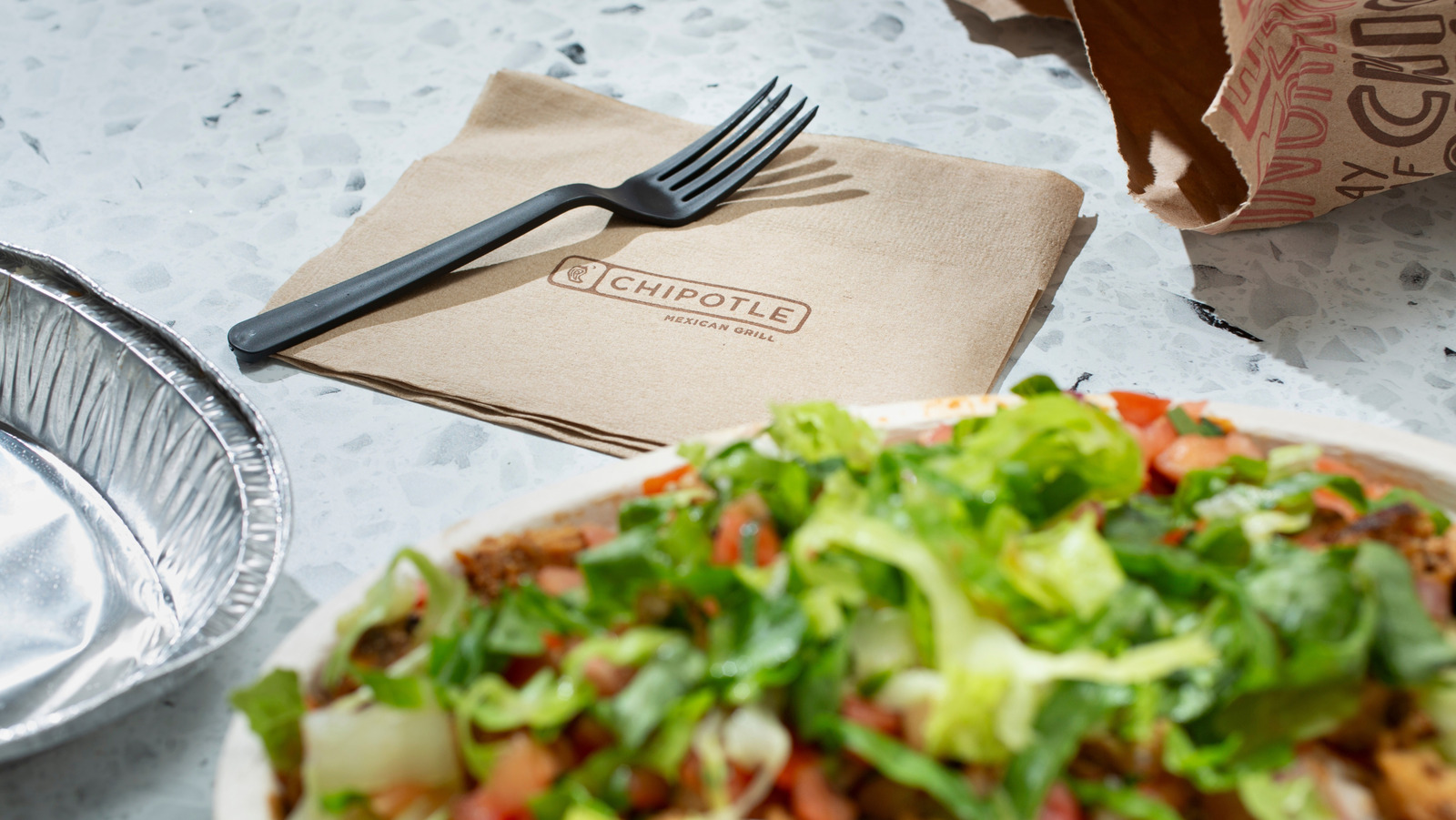 The Viral Chipotle 'Ranch' Dressing Is Just A Combination Of These Two ...