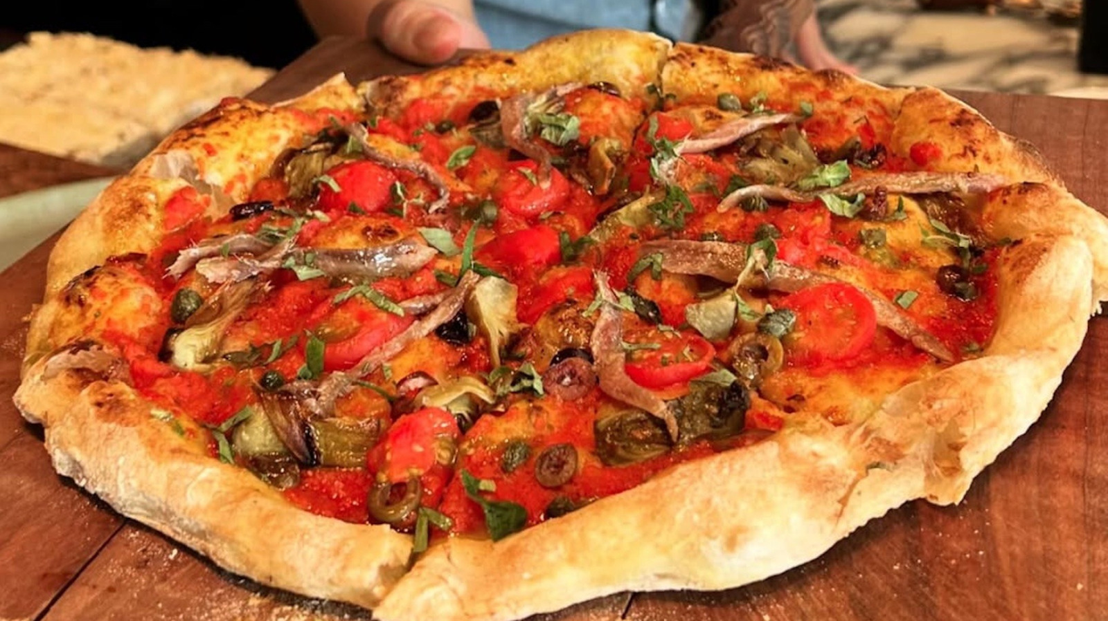 The World's Smallest Pizzeria Is Also Considered One Of The Best