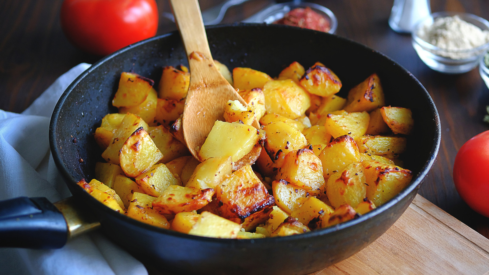 Russet Potatoes Are Your Key To Diner-Style Home Fries Every Time