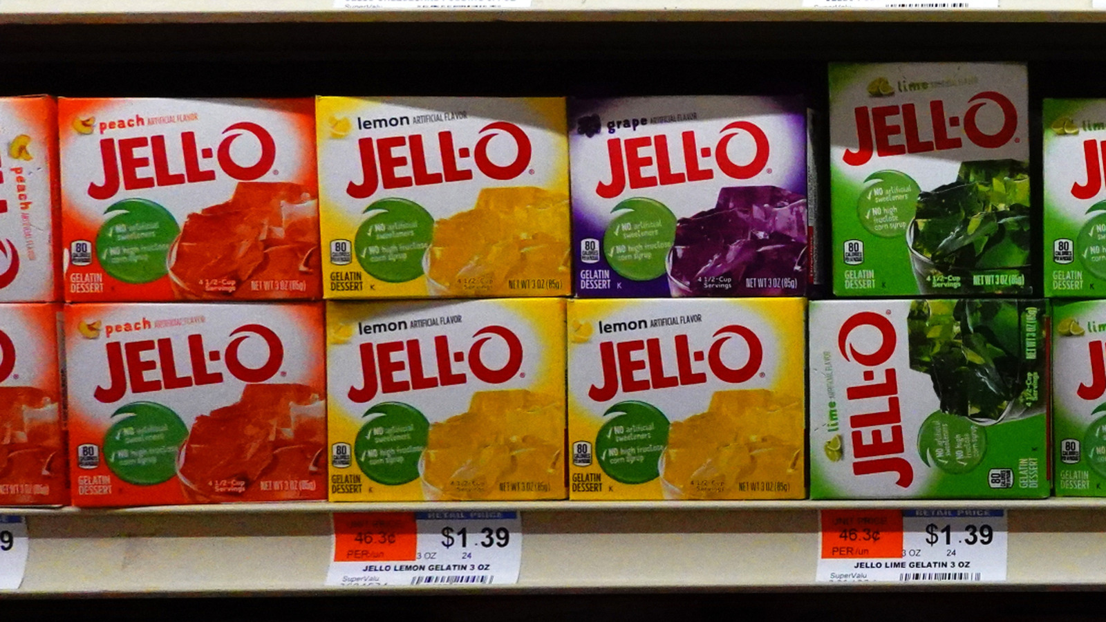 This Easy-To-Make Fluffy Jell-O Treat Tastes Like Cheesecake With A ...