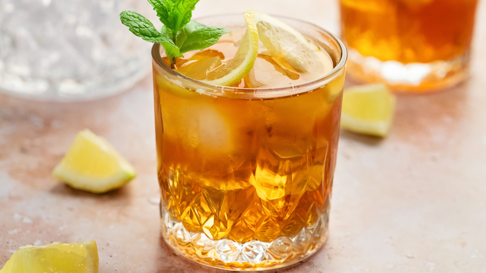 This Flavorful Old School Cocktail Used To Be A Summer Staple In The ...