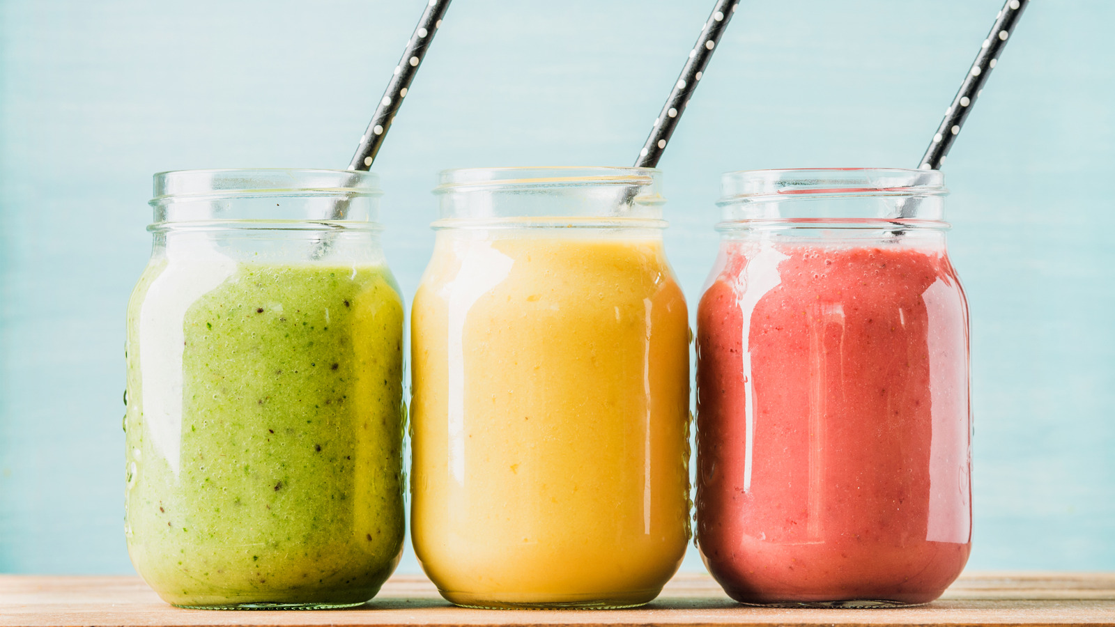 This Fruity Taiwanese Drink Only Takes 2 Ingredients To Make