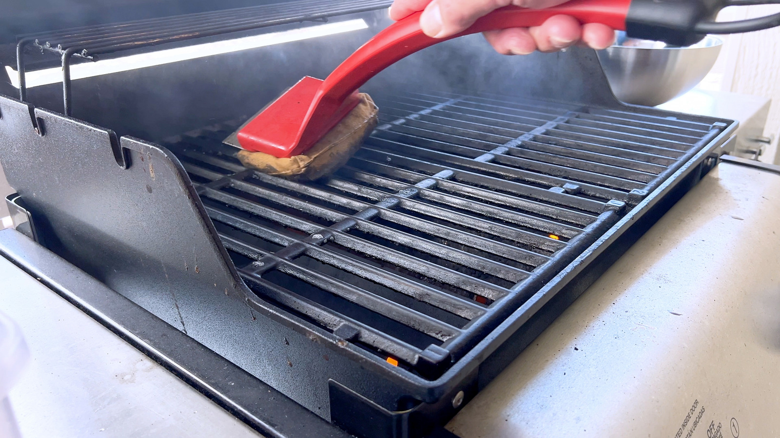 This Memorial Day, Get Rid Of That Dangerous Grill Brush And Use This ...
