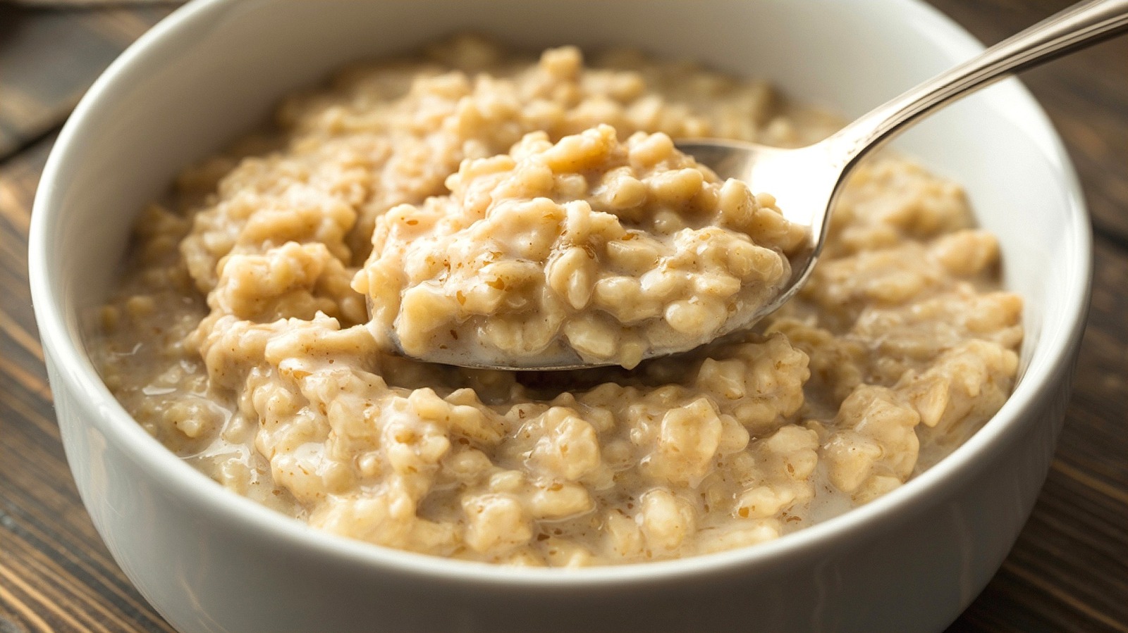 Top Your Oatmeal With This Creamy Addition For Added Protein In A ...