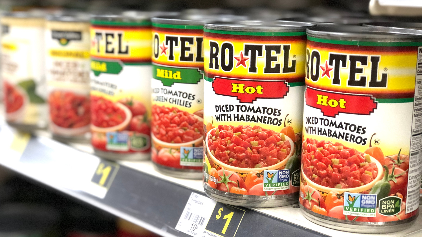 Turn A Can Of Rotel Tomatoes Into Cheese Dip With Only 2 Ingredients