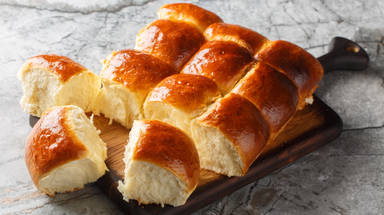 Upgrading Store-Bought Dinner Rolls Is Easy Like Butter