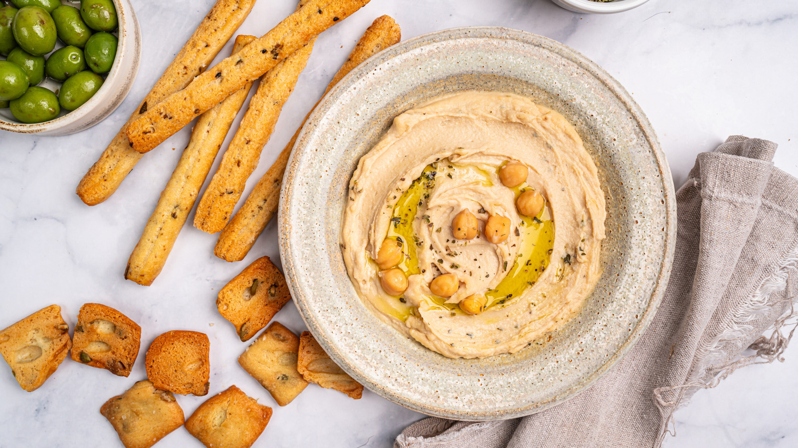 We Avoid Buying This Aldi Hummus That's A Textural Nightmare