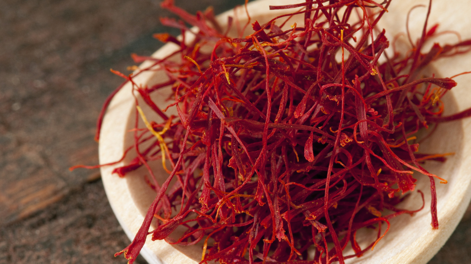 What Is Saffron And How Do You Use It?