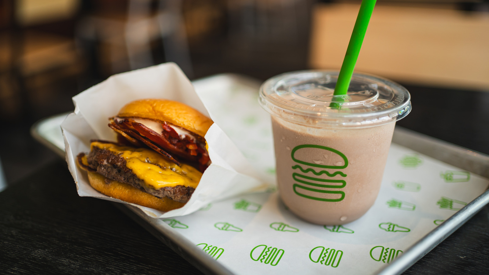 What Separates Fast Food From Fast Casual Restaurants?
