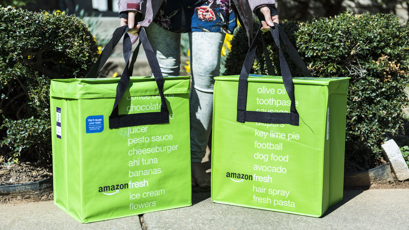 Here's How To Return Amazon Fresh Items To Whole Foods