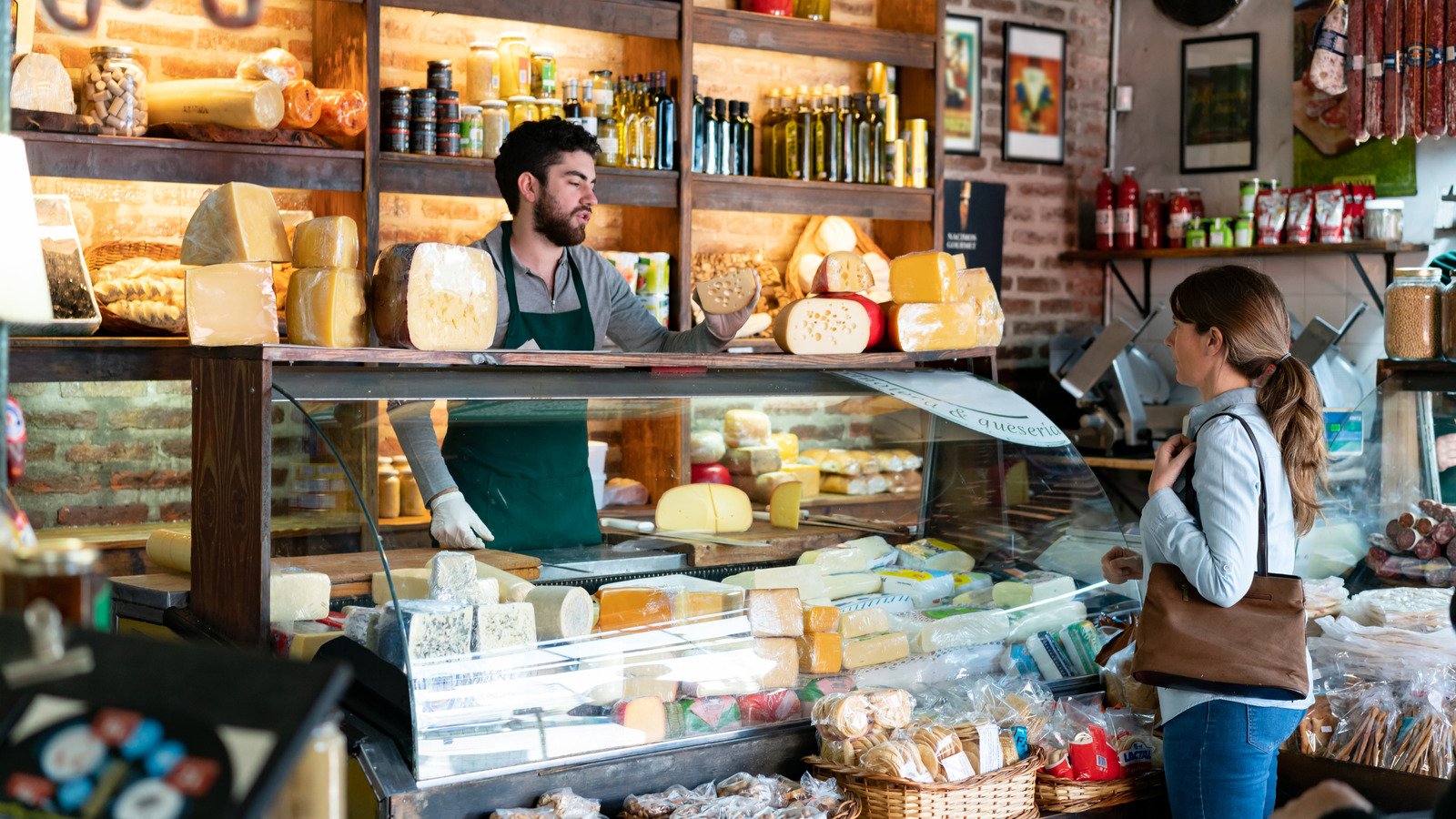 What To Look For And What To Avoid To Find The Best Deli