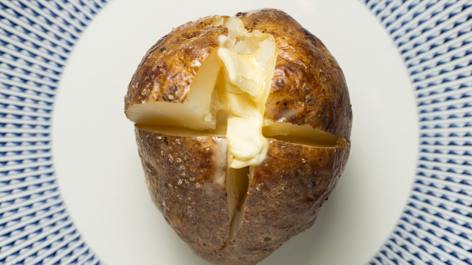 When Baking Potatoes, Only Internal Temperature Really Matters